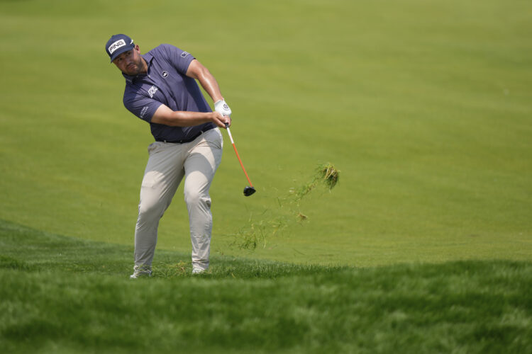 US Open players get that sinking feeling, straight down into the rough ...